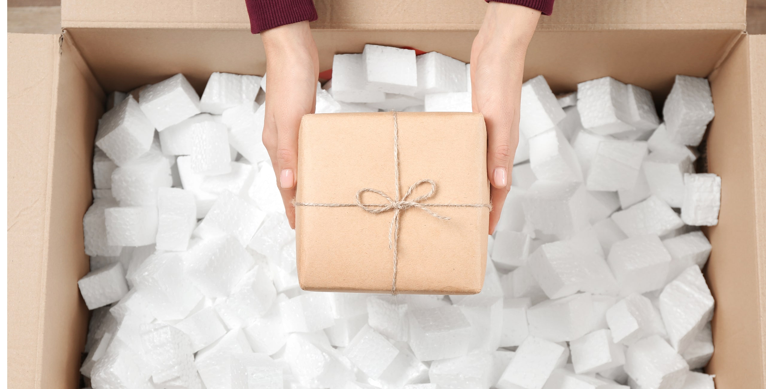 Shipping to Europe from USA: 6 Tips to Send Gifts | AEC Parcel Service